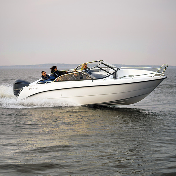 BOW RIDER - VENEMALLISTO - AMT-veneet